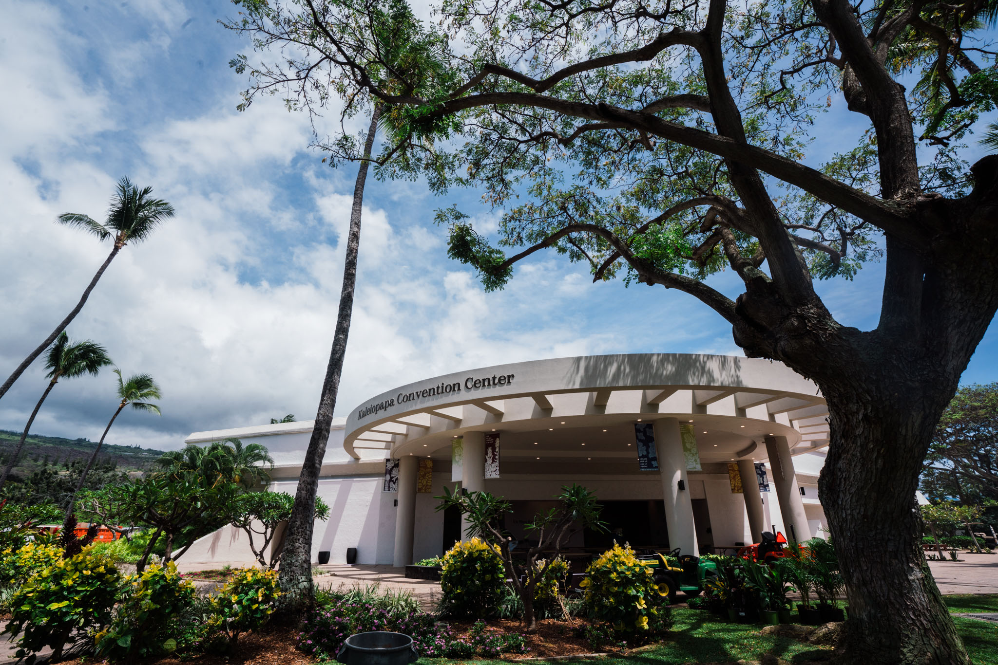 OUTRIGGER Kona Resort & Spa Completes $60 Million Renovation - Hotel Spec